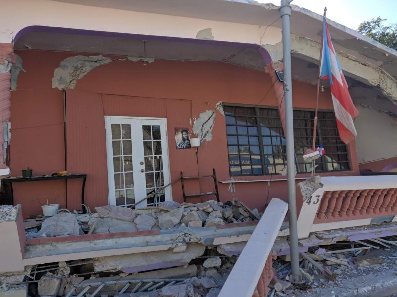 Educational Seismographs as response to Puerto Rico Earthquakes